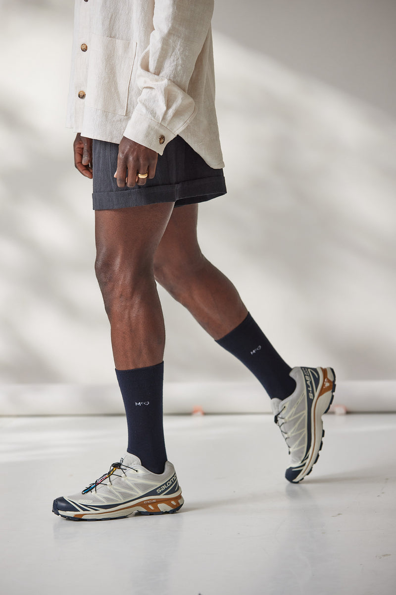 LEE MAN slate black – Studio Daisy Kroon